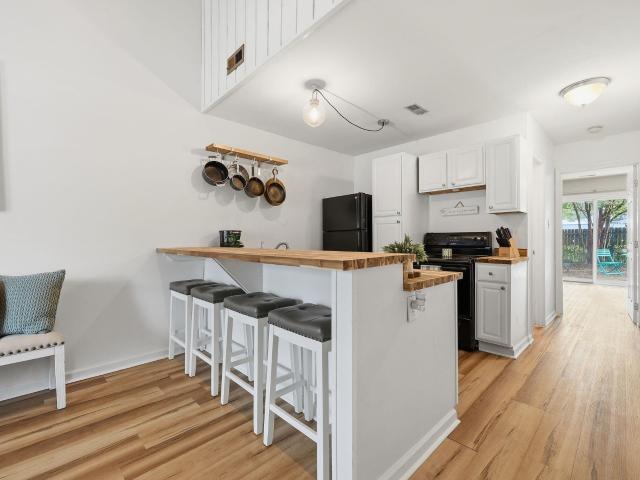 3612 Crystal Court