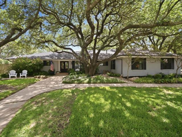 3612 Greenbriar Court