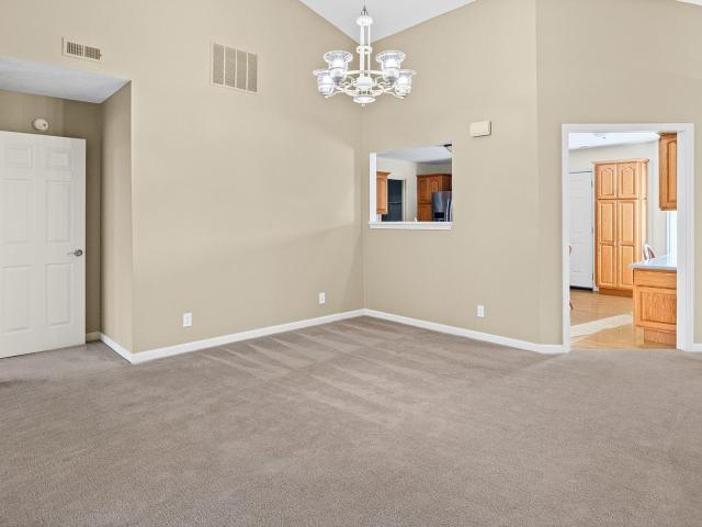 3612 Greenfield Lane