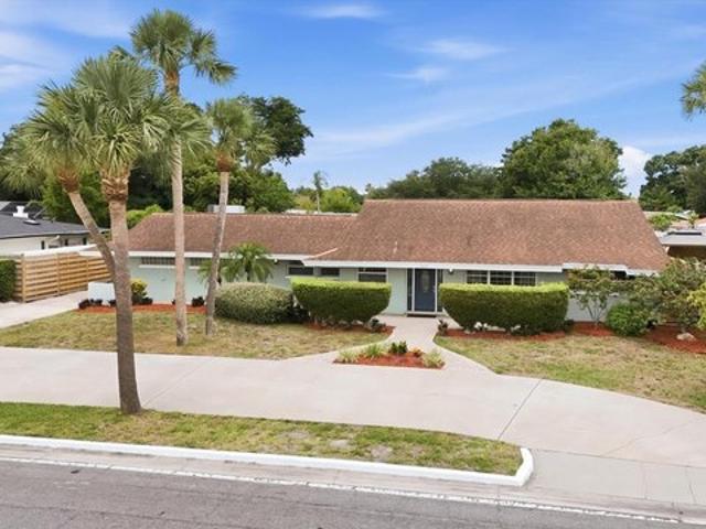 3612 S Lockwood Ridge Rd, Sarasota, FL 34239