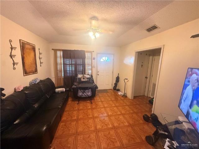 3613 Mina De Oro Street