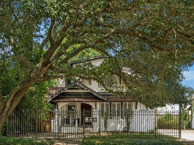 3613 Audubon Pl, Houston, TX 77006