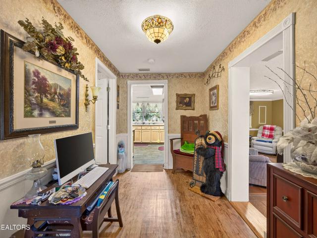3613 Eastland Rd