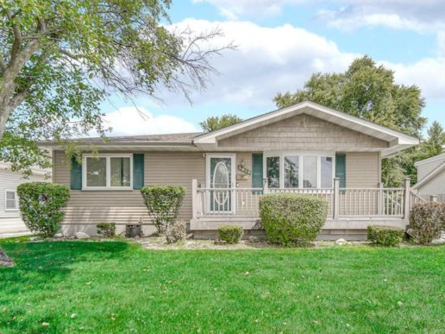 3613 41st Ln, Highland, IN 46322