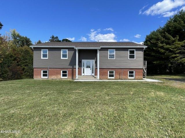 361 367 Link Rd, Loretto, PA 15940