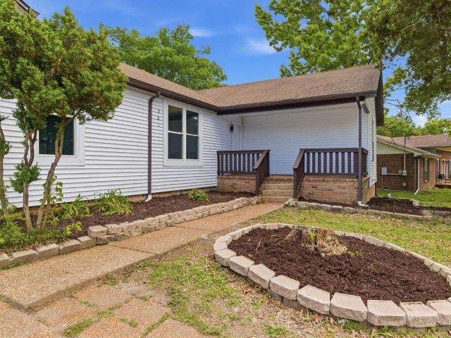 361 Clearlake Dr W