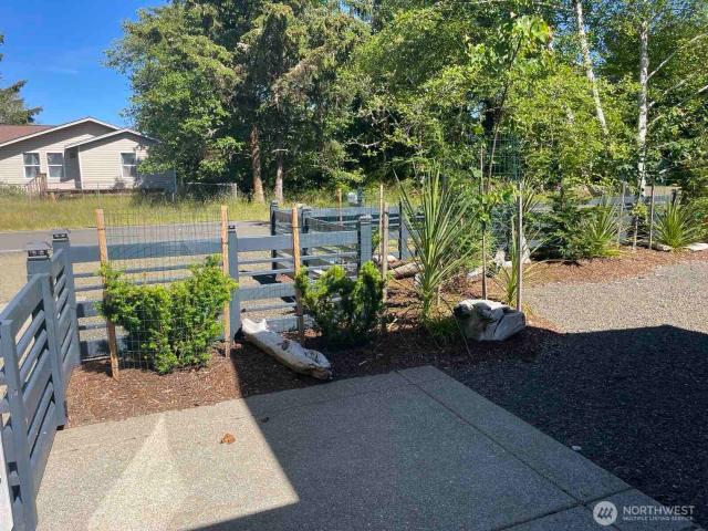 361 Duck Lake Drive SE