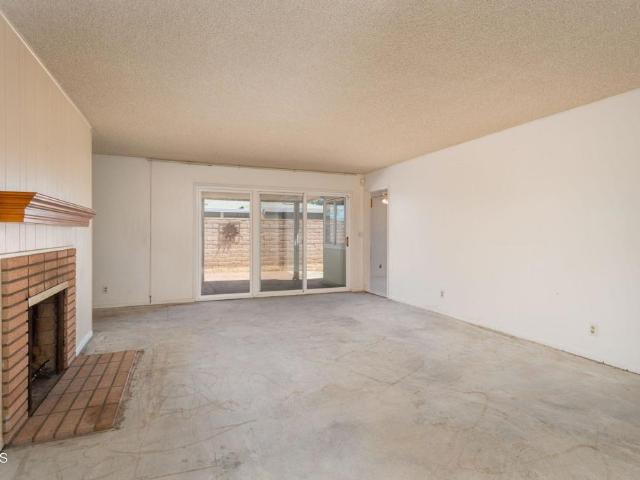361 E Elfin Green