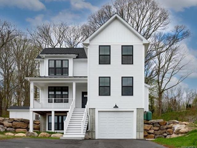 361 High St, Groton, CT 06355