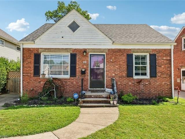 361 Lloyd Rd, Euclid, OH 44132
