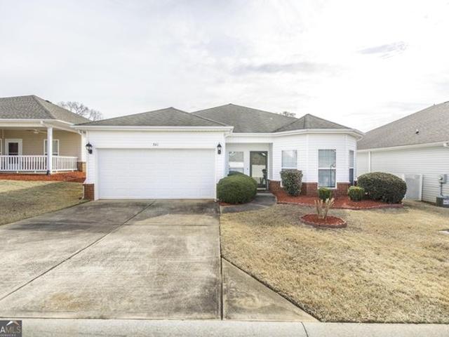 361 Spyglass Hill Dr, Perry, GA 31069