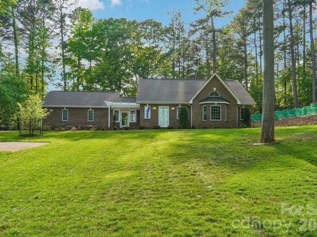 361 Stonemarker Rd, Mooresville, NC 28117