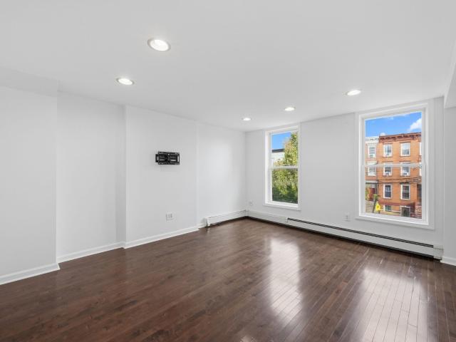 361 Pacific Ave # 2