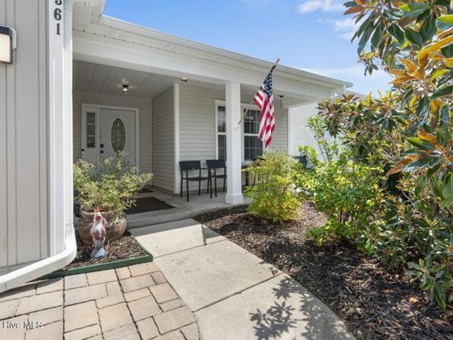 361 Rose Bud Ln, Holly Ridge, NC 28445
