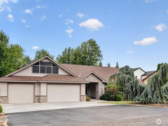 361 Rachel Rd, Kennewick, WA 99338