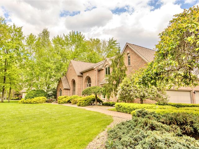 361 Woodland Dr