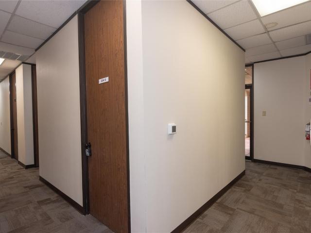 3624 N Hills Dr # D204