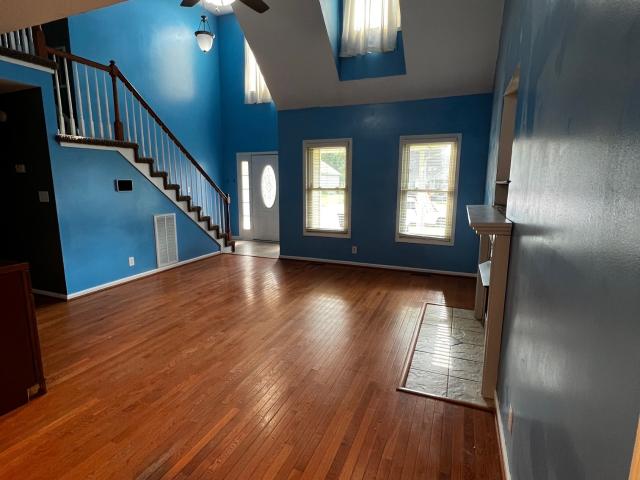 3624 Aurora Dr