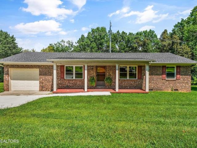 3625 N Fountaincrest Dr, Knoxville, TN 37918