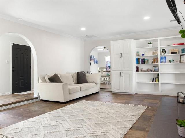 3625 Candelaria Dr, Plano, TX 75023 | MLS #21192