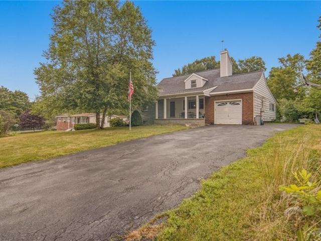 3625 Doyle Rd, Baldwinsville, NY 13027