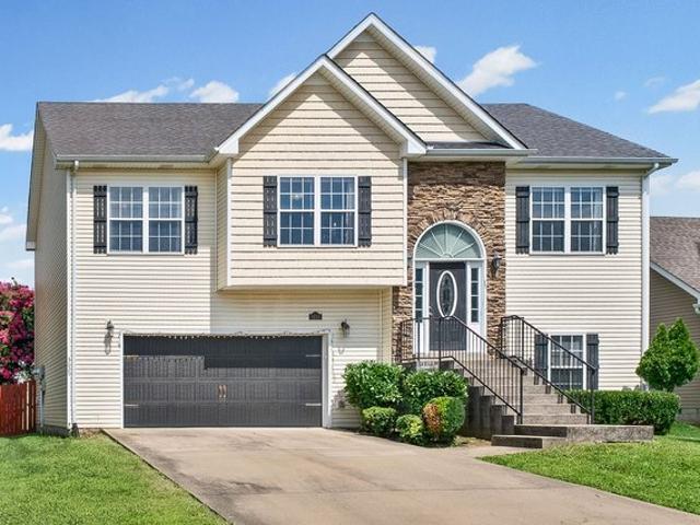 3625 Fox Den Ln, Clarksville, TN 37040