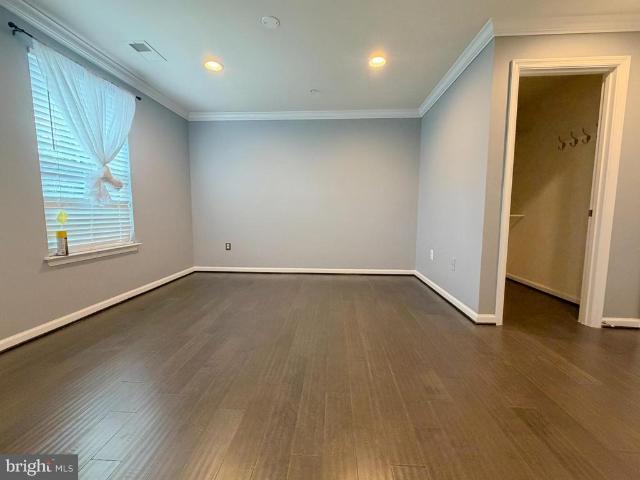 3625 Urbana Pike
