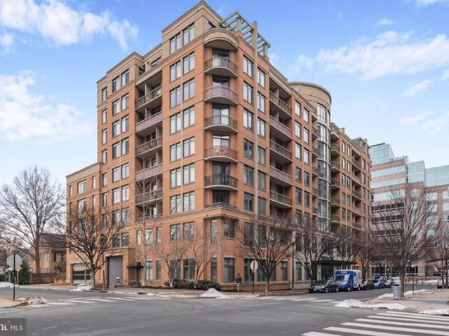 3625 10th St N Unit 103, Arlington, VA 22201