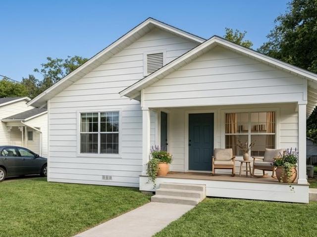 3626 Carpenter Ave, Dallas, TX 75210