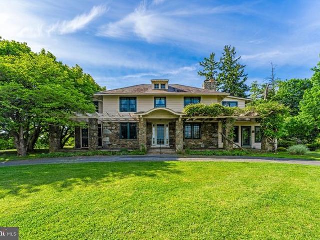 36279 and 36285 E Loudoun St, Round Hill, VA 20141