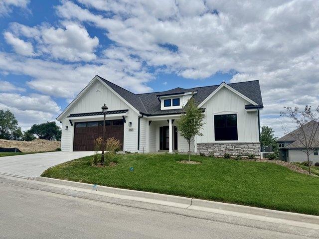 3627 Alder Dr, Waukesha, WI 53188