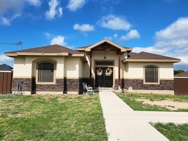 3627 Reindeer Dr, Eagle Pass, TX 78852