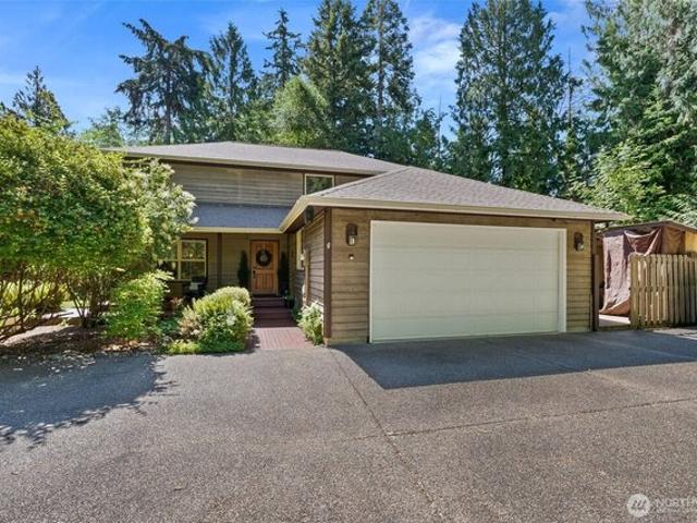 3627 Snug Harbor Rd NE, Olympia, WA 98506