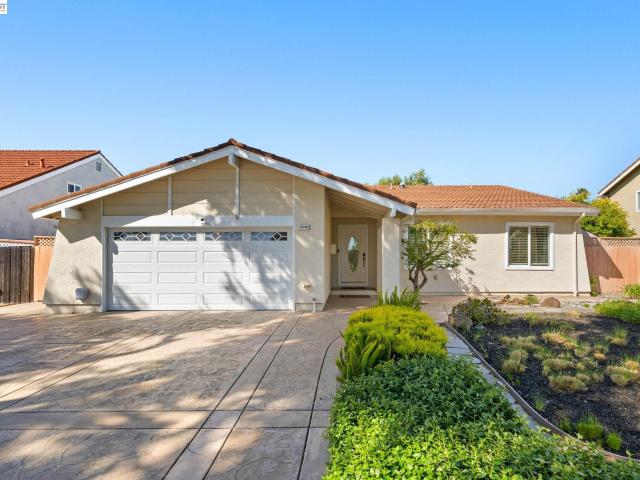 36288 Tudor Pl