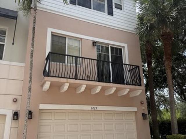 3629 NW 5th Ter, Boca Raton, FL 33431