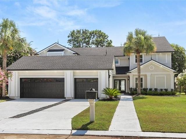 3629 Lake Providence Dr, Harvey, LA 70058