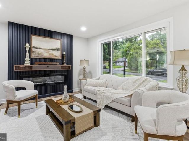 3629 Parklane Rd, Fairfax, VA 22030
