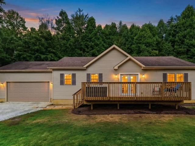 36203 Geiger Rd, Logan, OH 43138