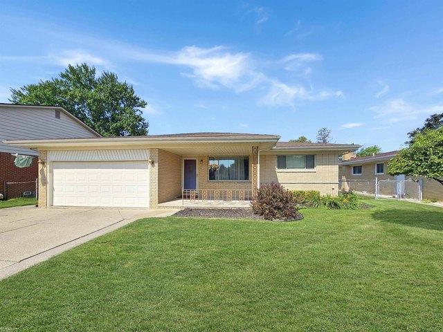 36203 LA Marra Dr, Sterling Heights, MI 48310