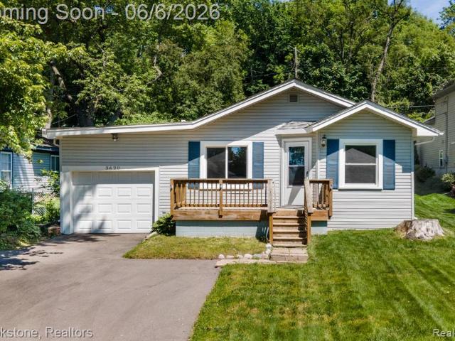 3620 Lotus Drive