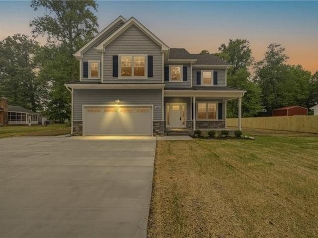 3620 Parr Ln, Chesapeake, VA 23323