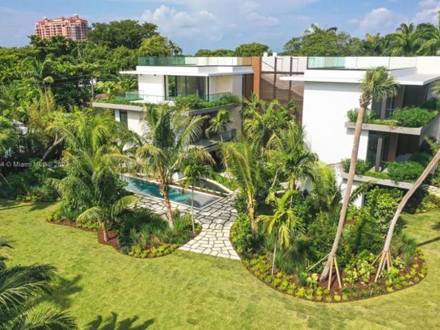 3620 Stewart Ave, Miami, FL 33133