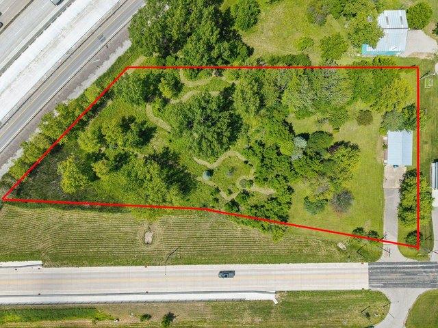 3620 W Capitol Dr, Appleton, WI 54914