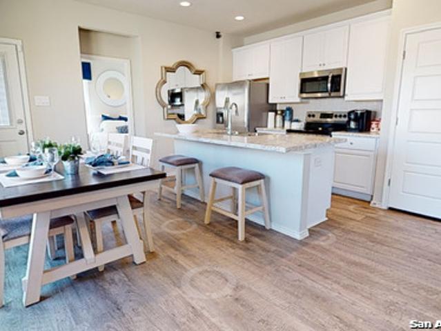 3621 Mccrae Crossing