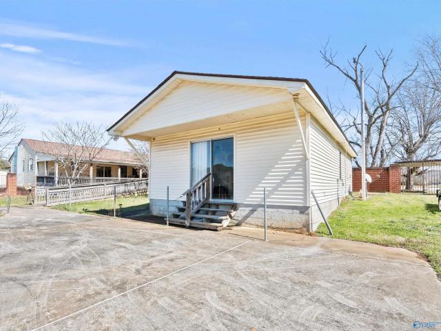 3621 A&B Winchester Road A&B