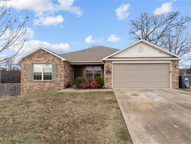 3621 Alliance Dr, Springdale, AR 72764