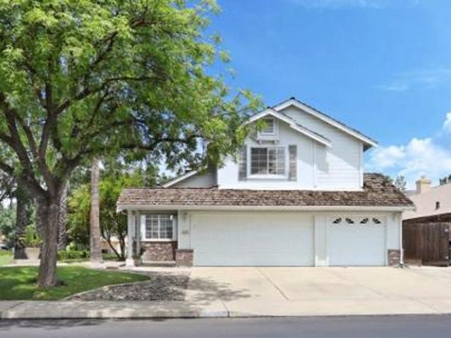 3621 Dry Creek Dr, Modesto, CA 95357