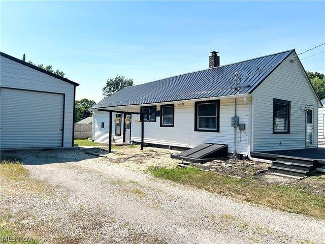 3621 Fargo Dr, Ashtabula, OH 44004
