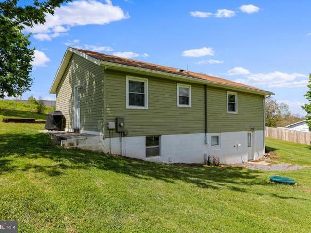 3621 Jadwyn Road