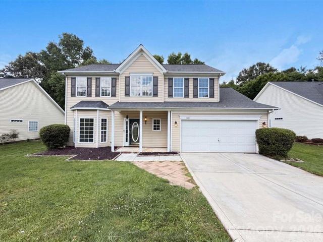 3621 Straussburg Woods Ln, Matthews, NC 28105